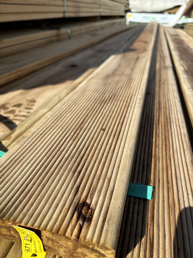 DECK MERCH H3.2 150x40 (140x32) GRIP (RANDOM) | Warehouse Building Supplies